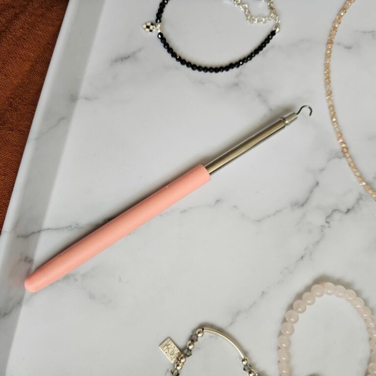 Easy Helper Pink Extending Bracelet and Necklace Fastening Tool - House ...